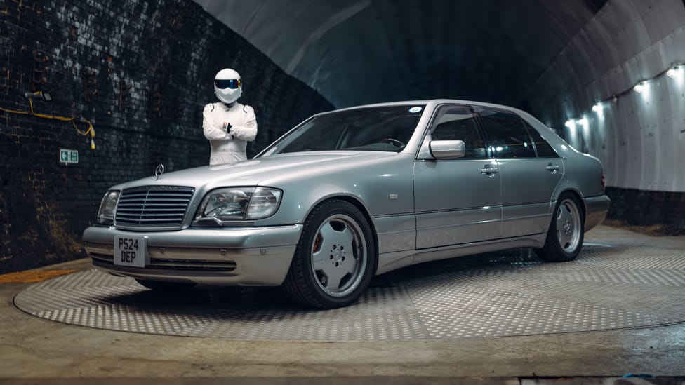 Listen to a V12-engined Mercedes S600 scream down a tunnel | Top Gear