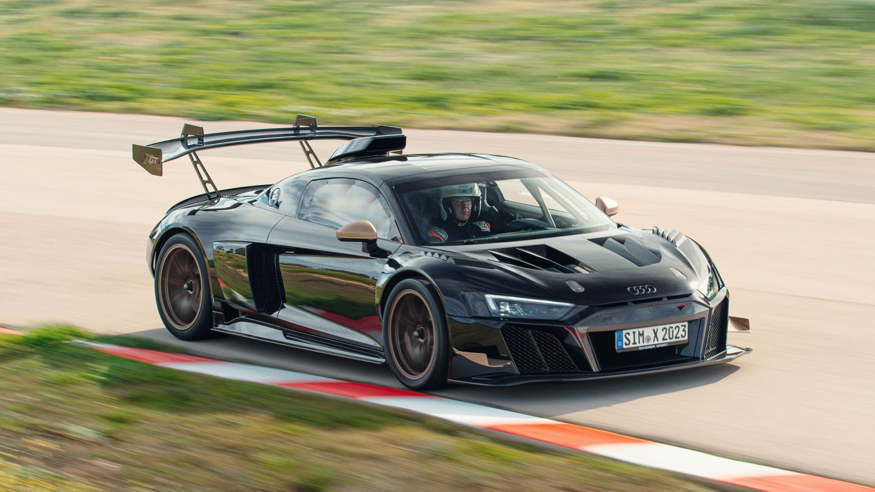 Flat out in the hardcore R8 supercar Audi never built | Top Gear