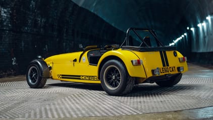 Listen now: fastest ever Caterham screams down the Catesby Tunnel | Top ...