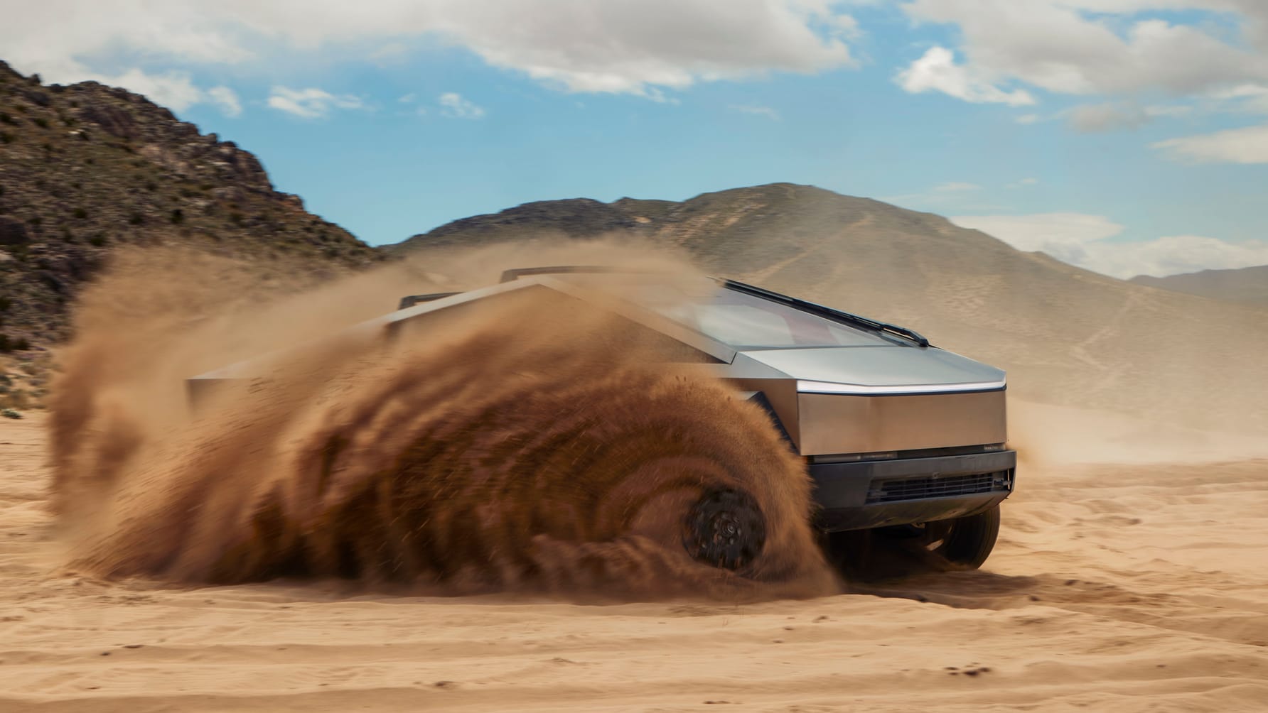 Launch control: desert driving in the Tesla Cybertruck and Rivian R1T ...