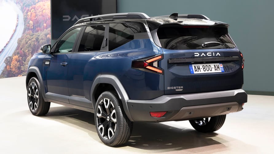 This is the chonky new Dacia Bigster, a sub-£30k rugged SUV | Top Gear