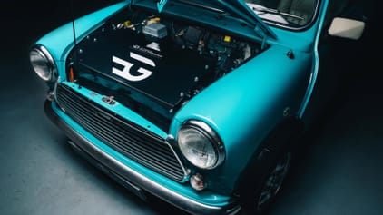 Electromechanic: can you convert an original Mini to an EV in one day ...