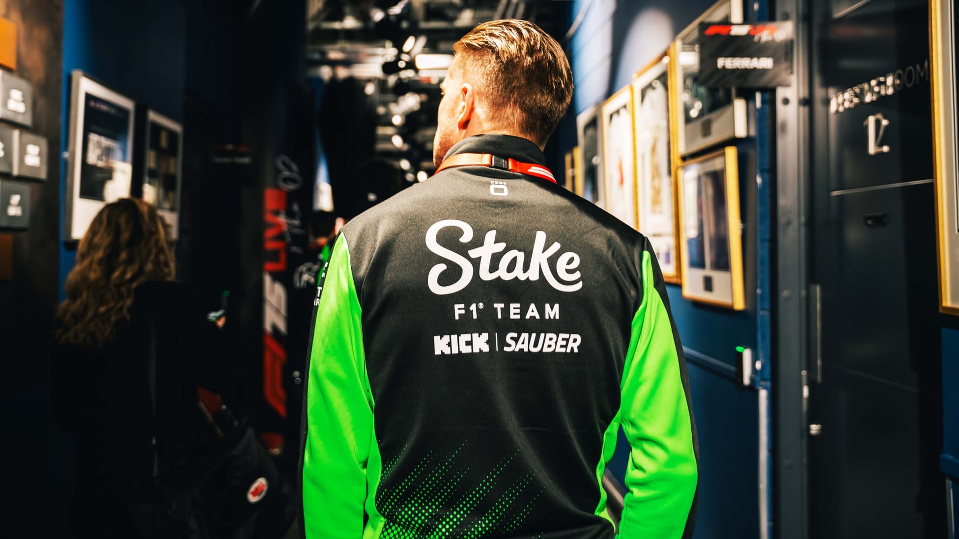 What really happened at Formula One's big glitzy launch party? | Top Gear