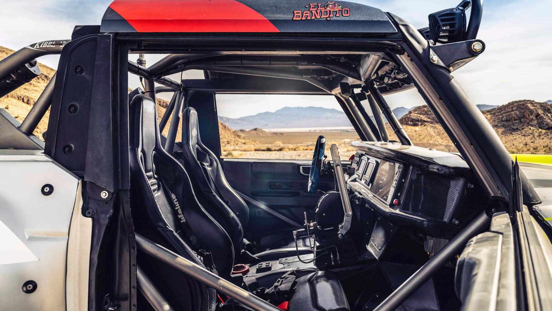 King of the Slammers: desert driving in the bonkers Ford Bronco El ...