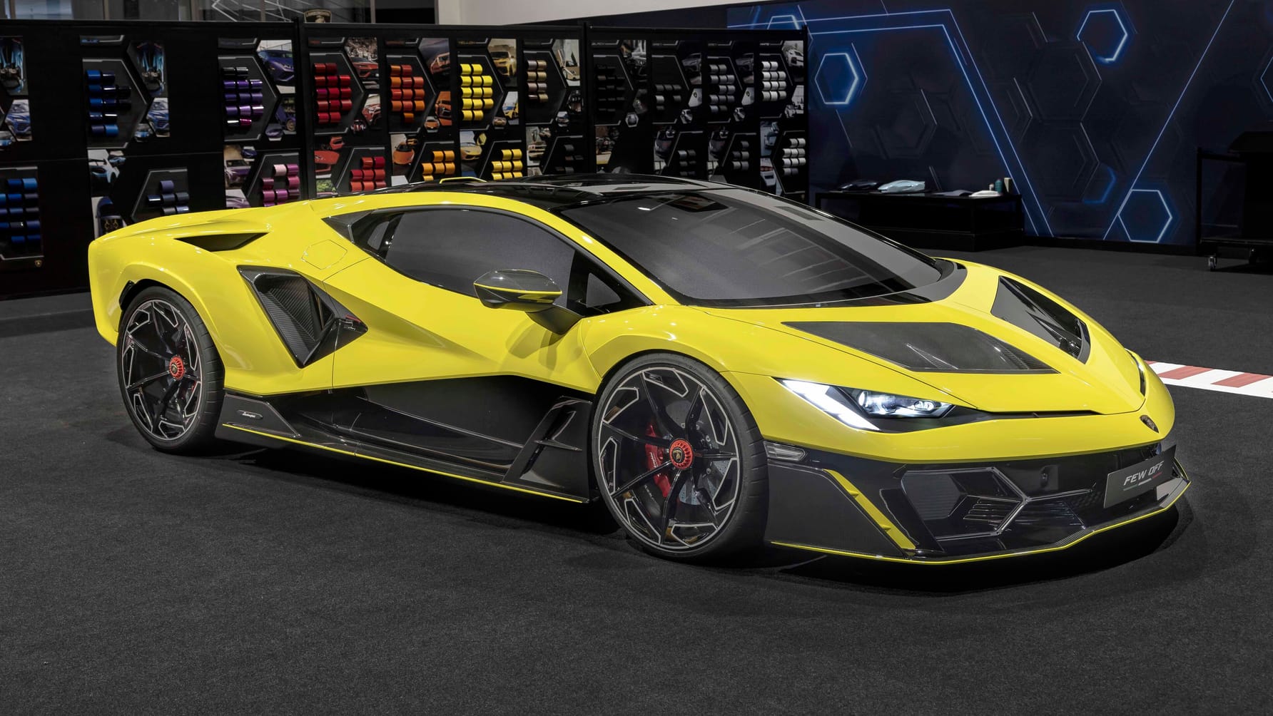 Fenomeno! Welcome to the most powerful, fastest Lamborghini ever | Top Gear