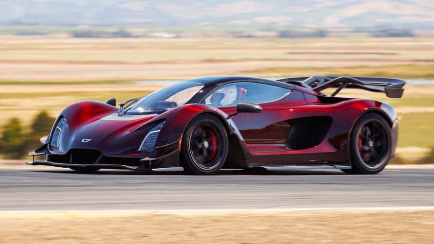 Czing and a prayer: flat out on track in Czinger’s 3D printed 21C hypercar | Top Gear