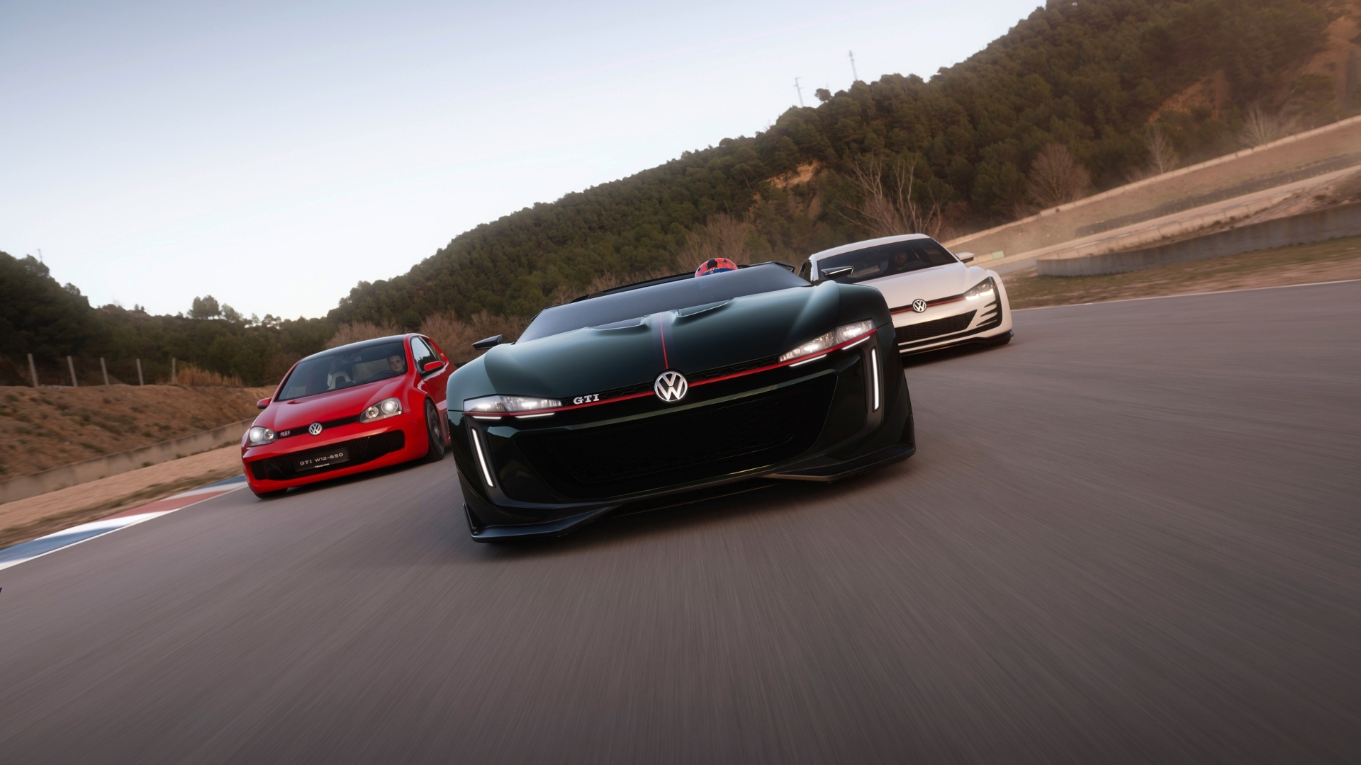 Look! The 641bhp, mid-engined twelve-cylinder Golf GTI is back, and now ...
