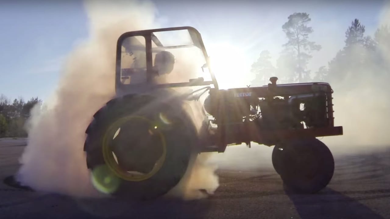 Video: yep, that’s a souped-up Fifties tractor. Drifting | Top Gear