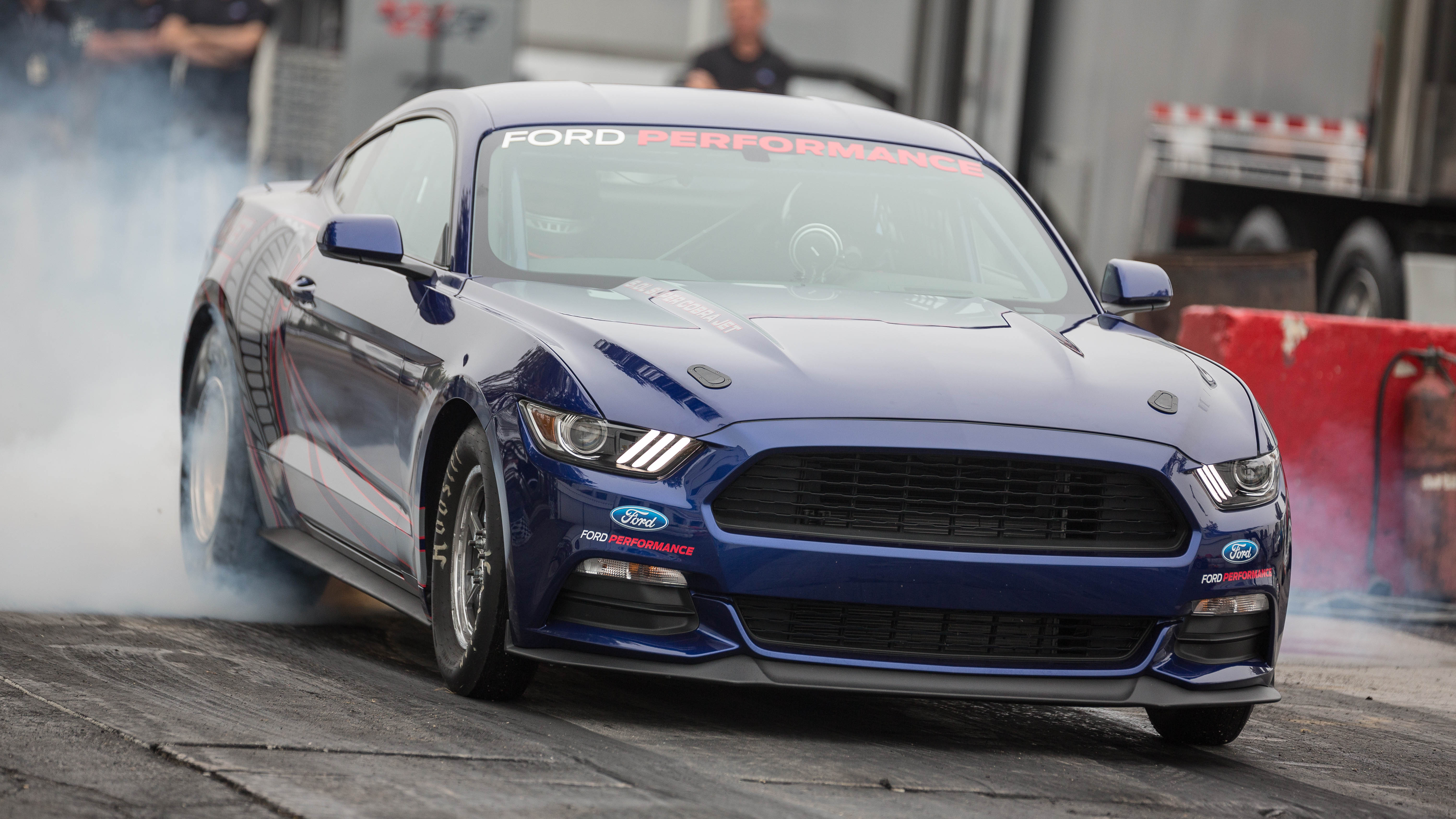 Mustang Drag Racing