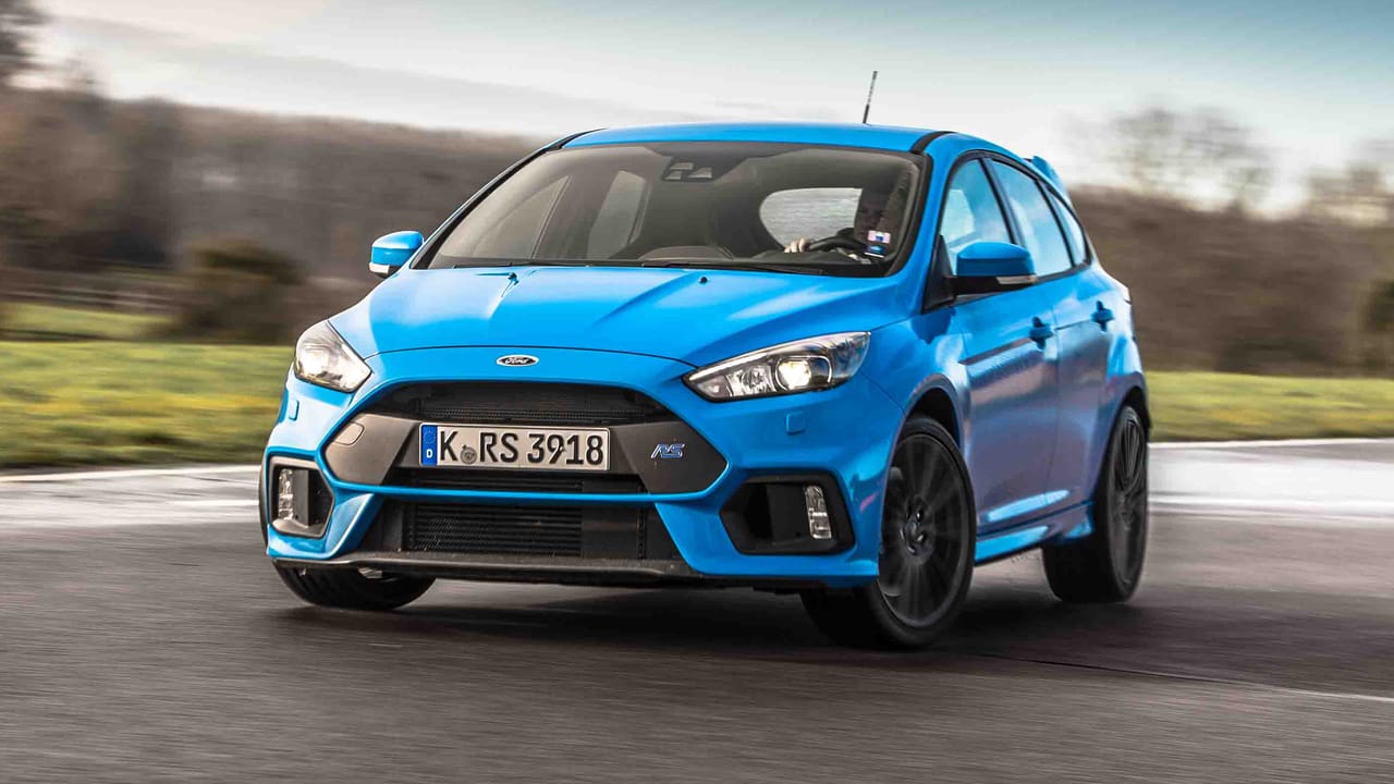 Video: sideways in the new Ford Focus RS | Top Gear