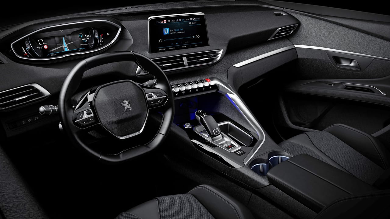 A peek inside the new Peugeot 3008 | Top Gear