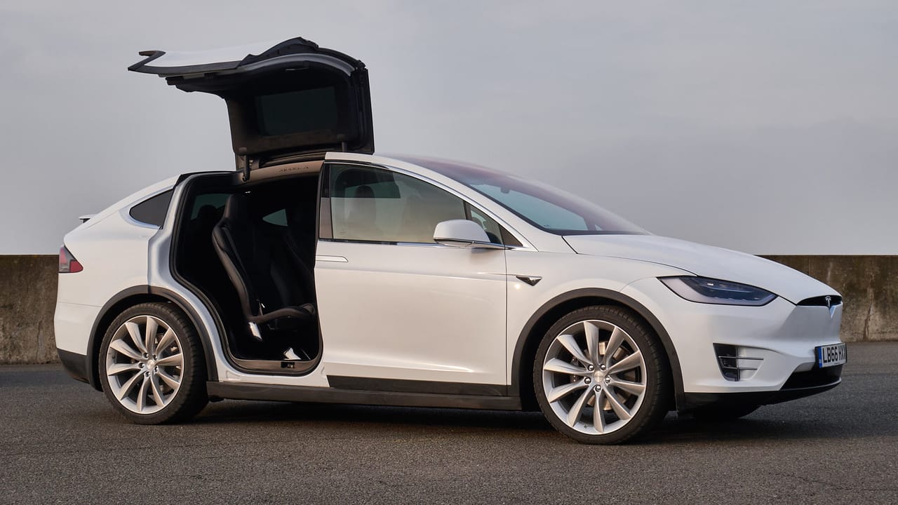 Opinion: Tesla needs to stop re-inventing the wheel | Top Gear