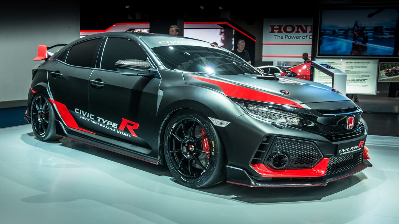 It's a Honda Civic Type R customer racing car | Top Gear