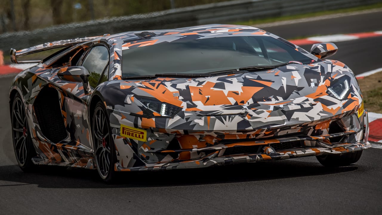 Video: Lambo Aventador SVJ sets new Nürburgring record | Top Gear