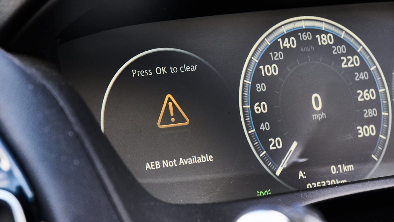 How a screen chip brought more doubt about automated cars | Top Gear