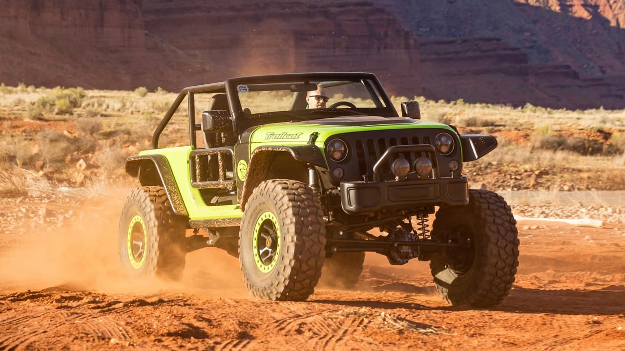 A 707bhp Hellcrate V8 is Mopar’s idea of a Christmas gift | Top Gear