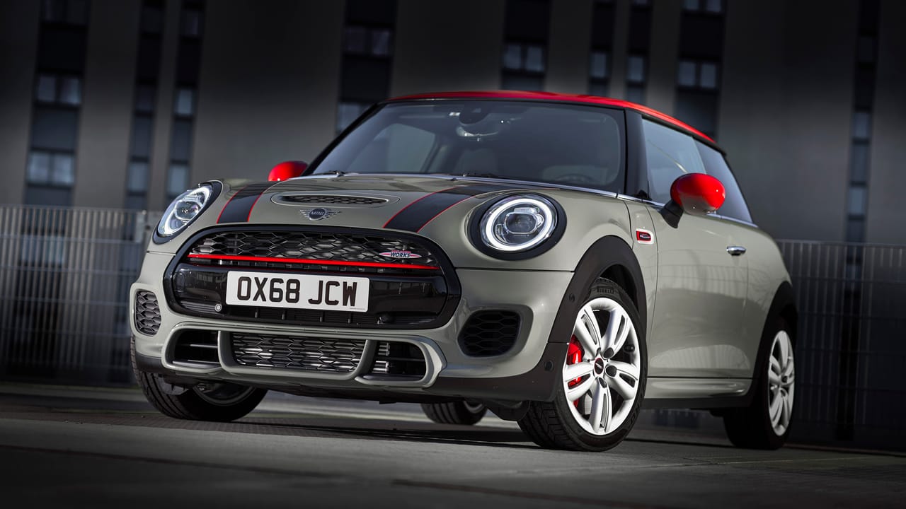 The Mini JCW is back | Top Gear