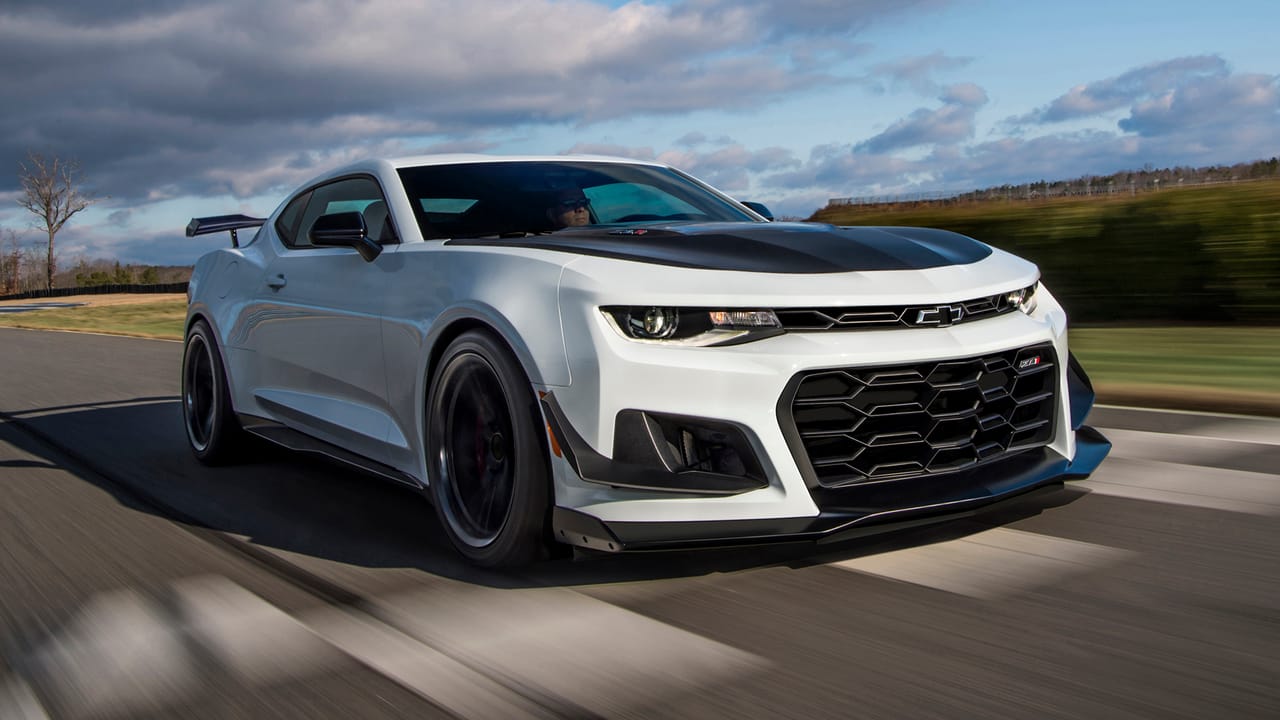 The Chevy Camaro ZL1 1LE now gets a ten-speed gearbox | Top Gear