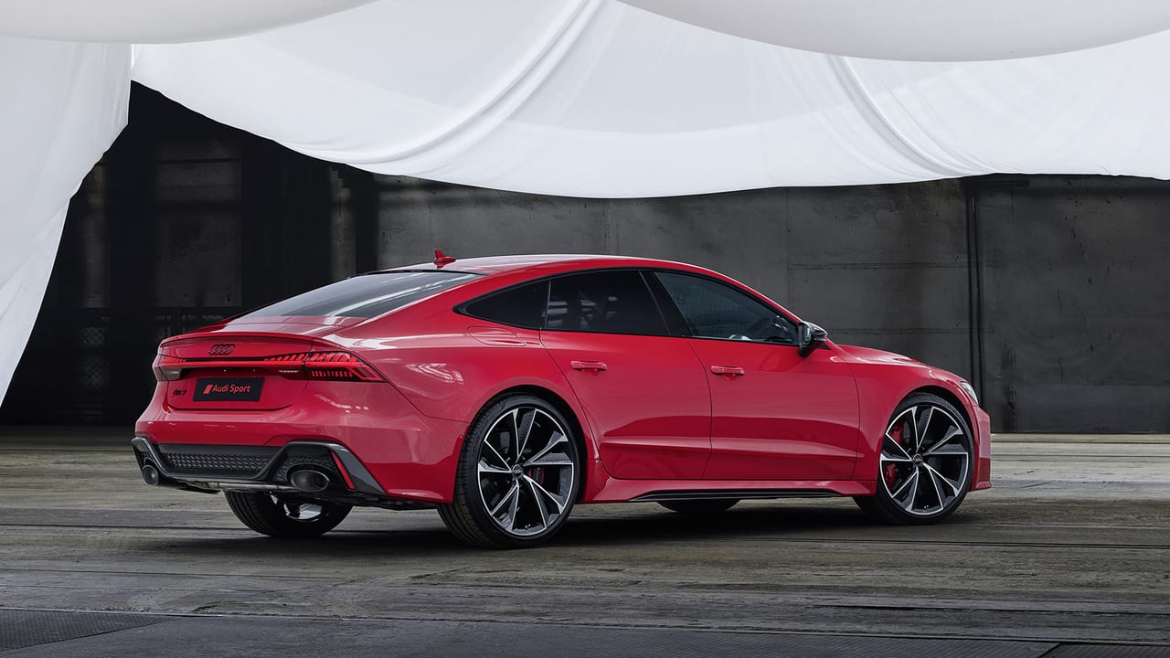 The new Audi RS7 is just as quick but not as cool as the RS6 | Top Gear