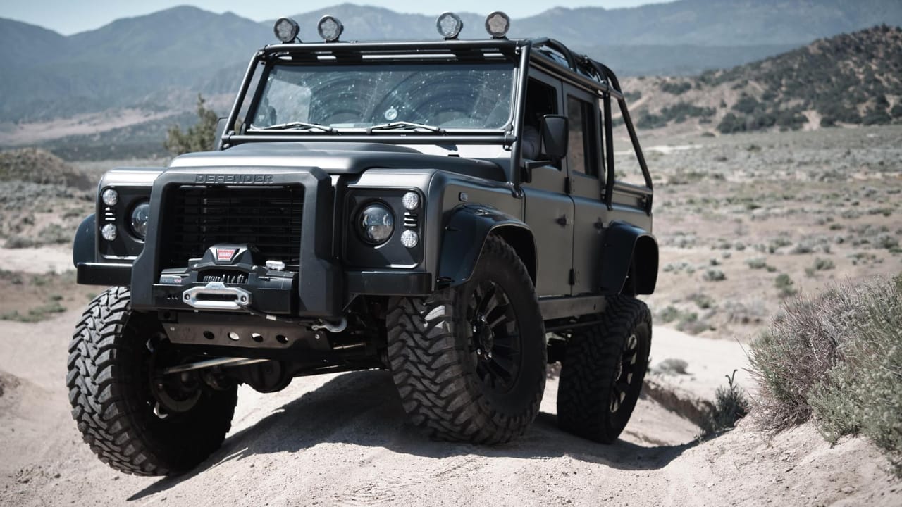 Who still wants a Spectre-spec 007 villain Defender? | Top Gear