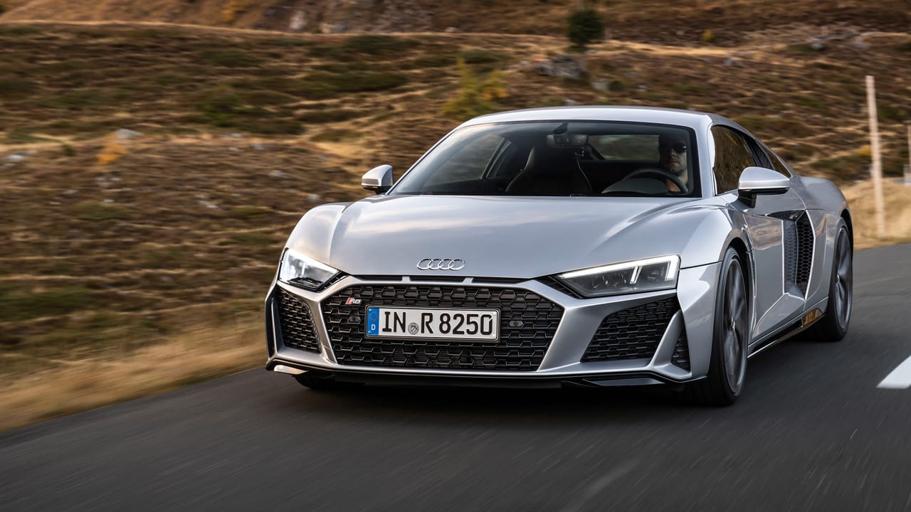 The rear-wheel drive Audi R8 is BACK | Top Gear
