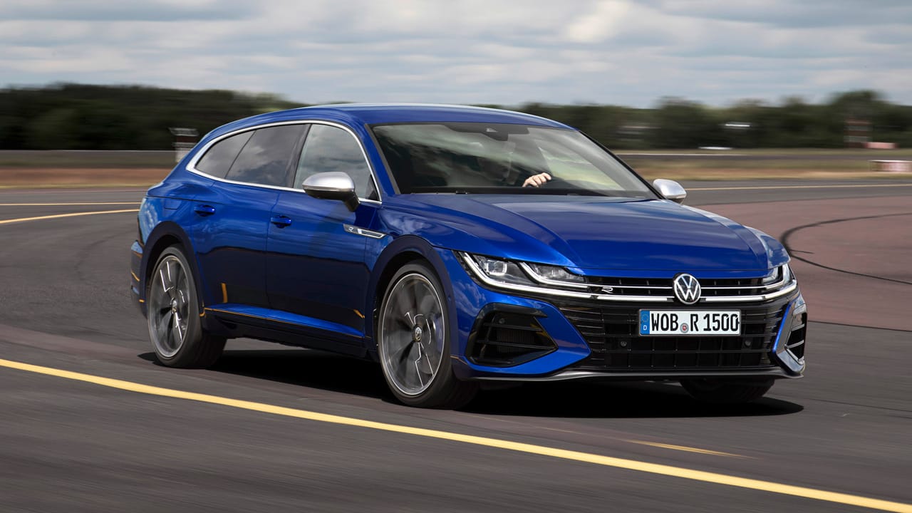 The 316bhp Arteon R is a big, fast, handsome VW | Top Gear