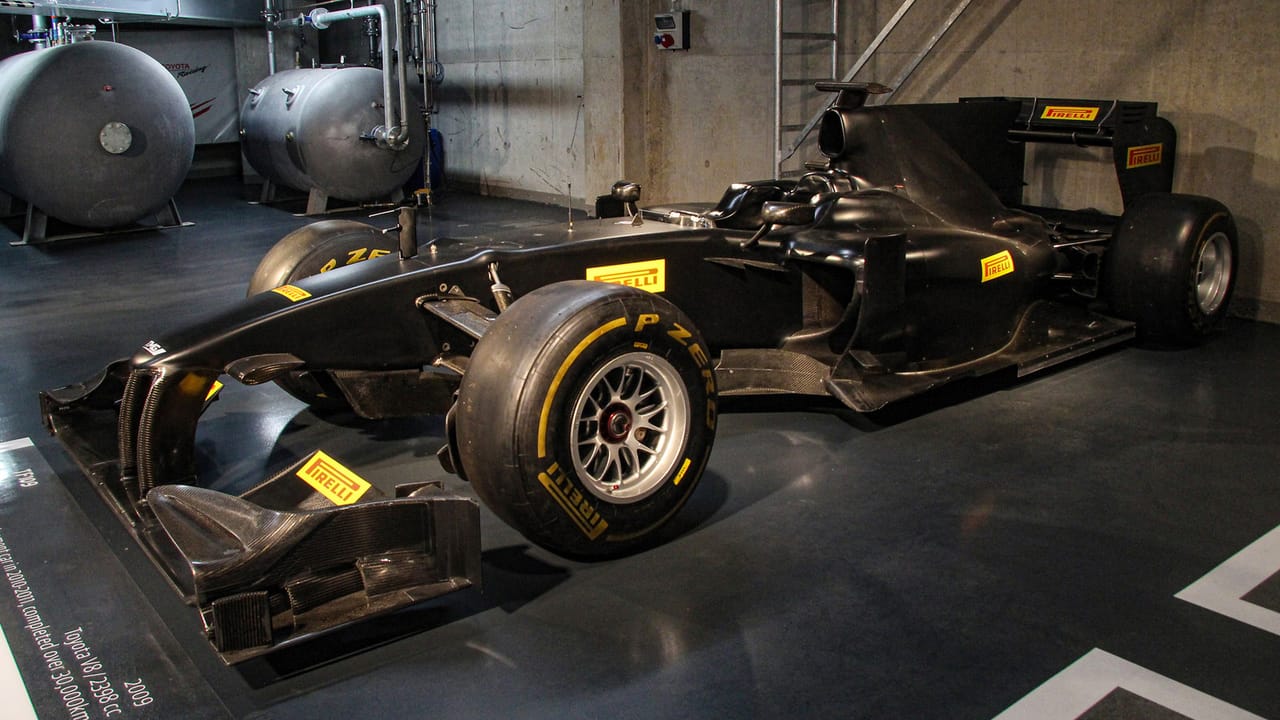 This actual Toyota F1 car is being auctioned for charity | Top Gear