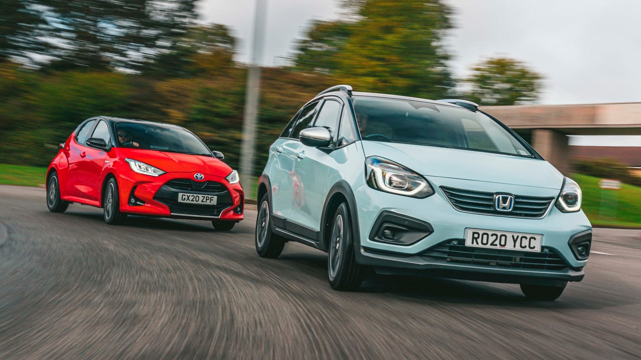 Toyota Yaris vs Honda Jazz Crosstar: hybrid supermini test | Top Gear