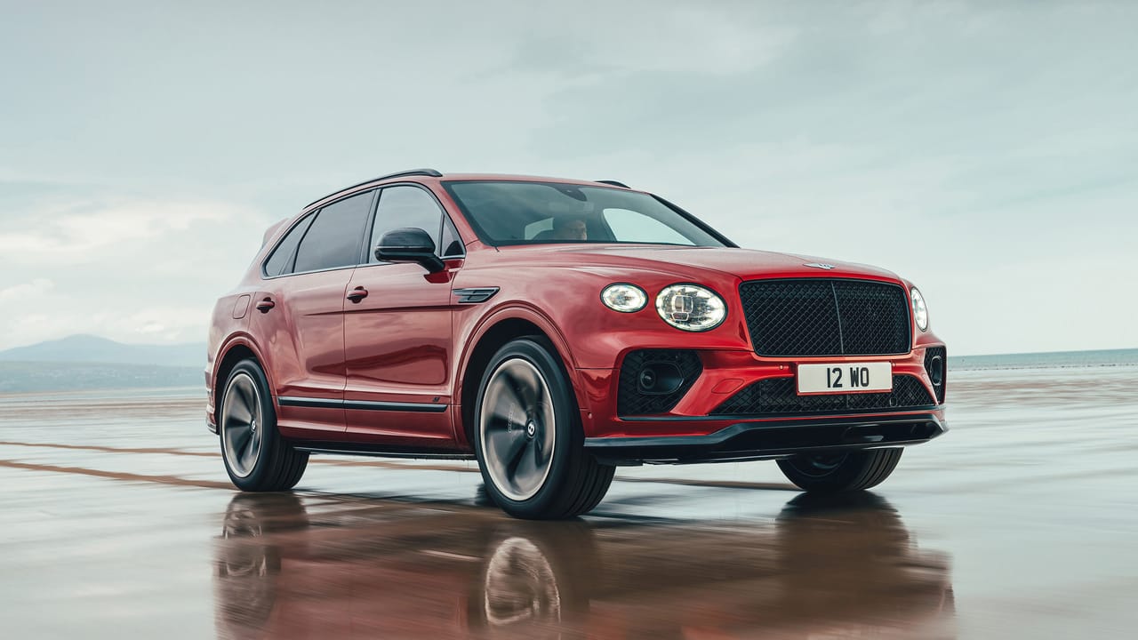 The Bentley Bentayga S is a 180mph seven-seater | Top Gear