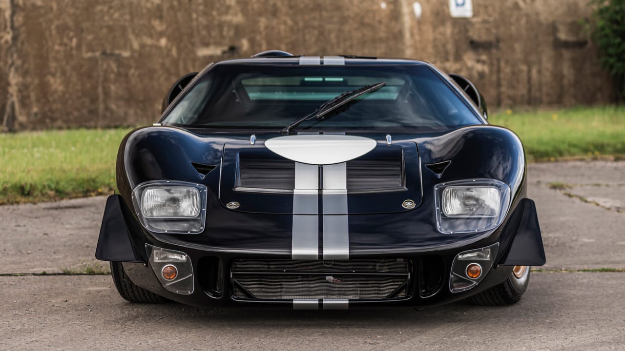 Commenting fingers ready, it's an electric GT40 | Top Gear