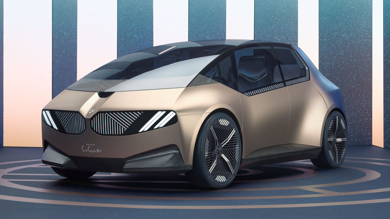 This is what BMW reckons BMWs will look like in 2040 | Top Gear