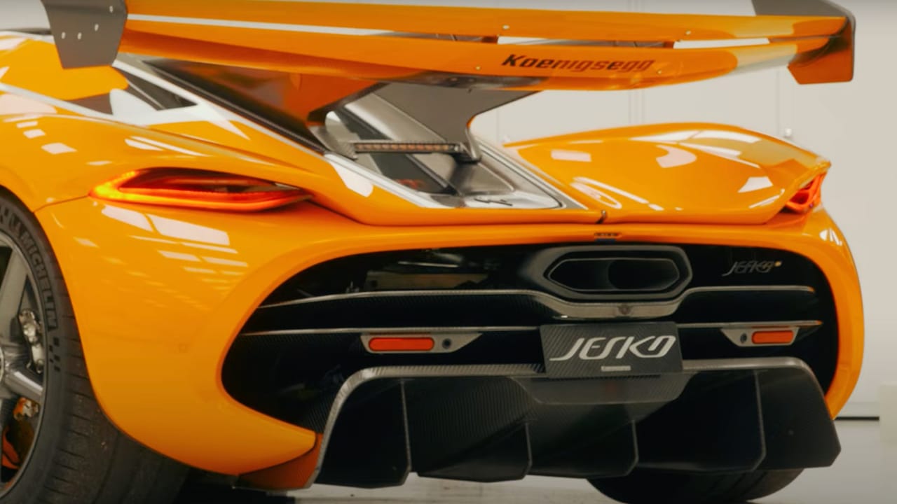 Listen to the Koenigsegg Jesko’s wild V8 rev really very quickly | Top Gear