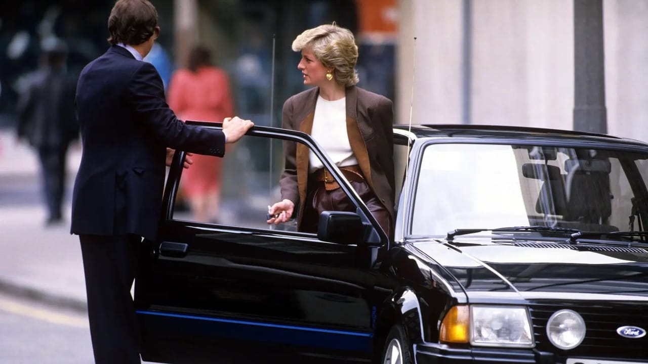 Princess Diana’s old Escort RS Turbo sold for £722,500 | Top Gear