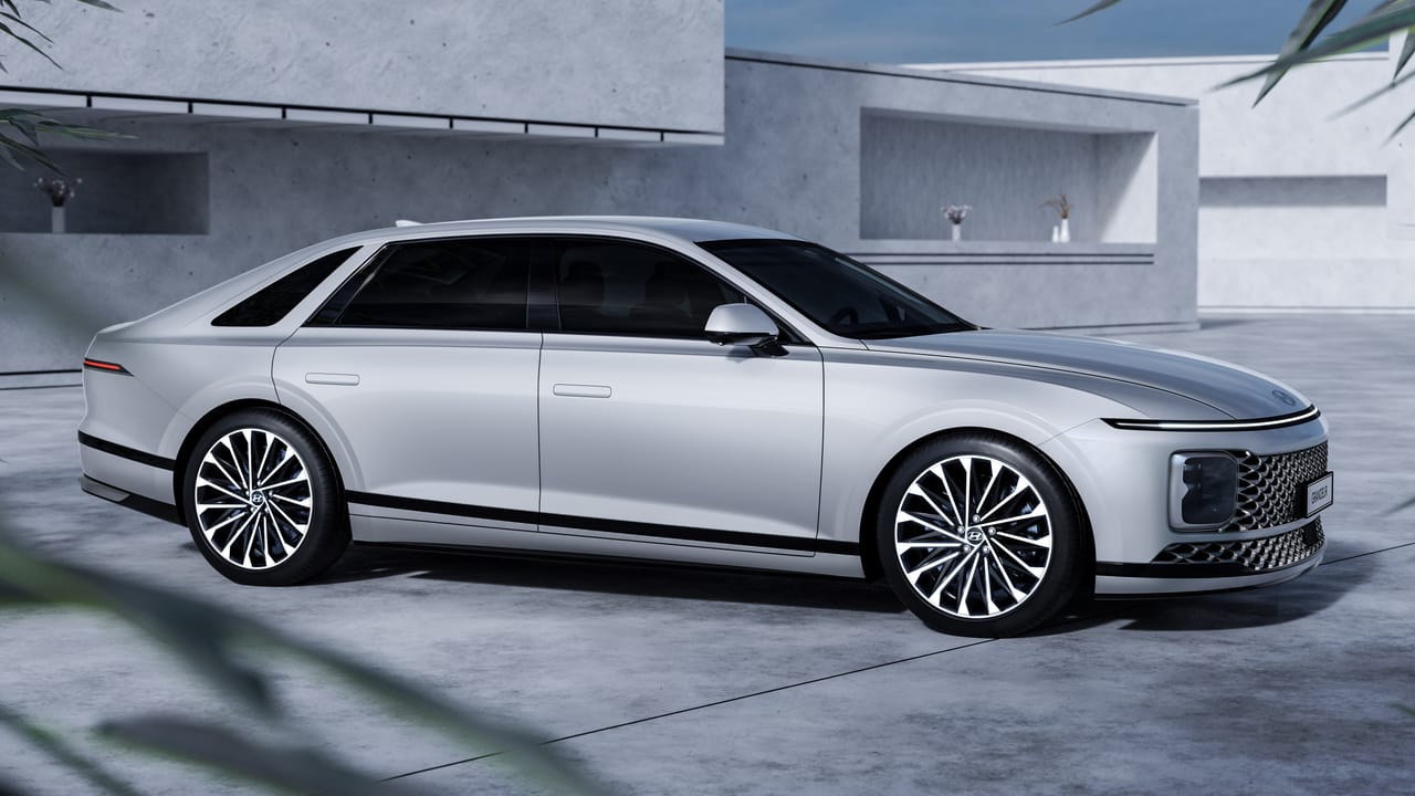 Woah, check out Hyundai’s new flagship Grandeur saloon | Top Gear
