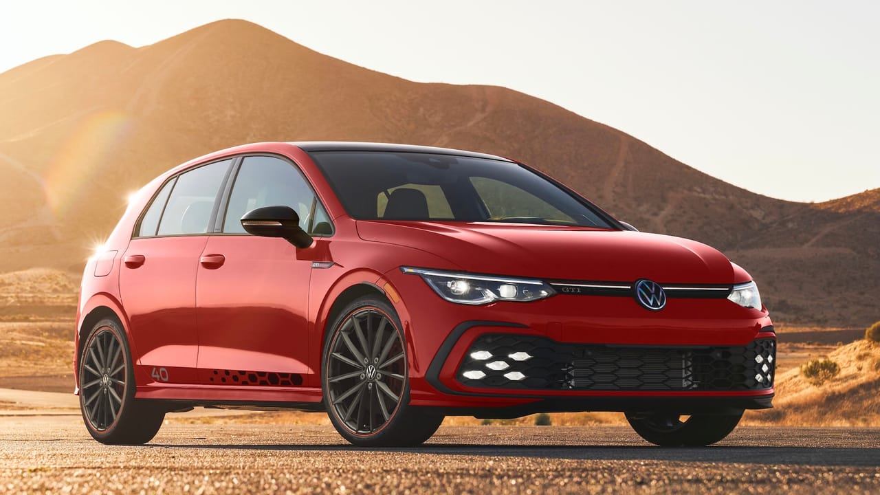 This is the limited-edition VW Golf GTI 40th Anniversary | Top Gear