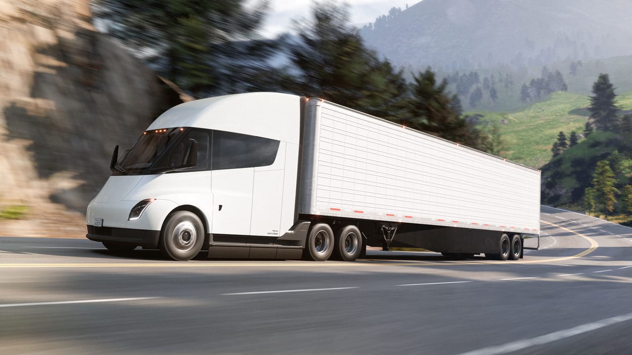 The Tesla Semi truck is finally ready, and Pepsi gets the first ones ...