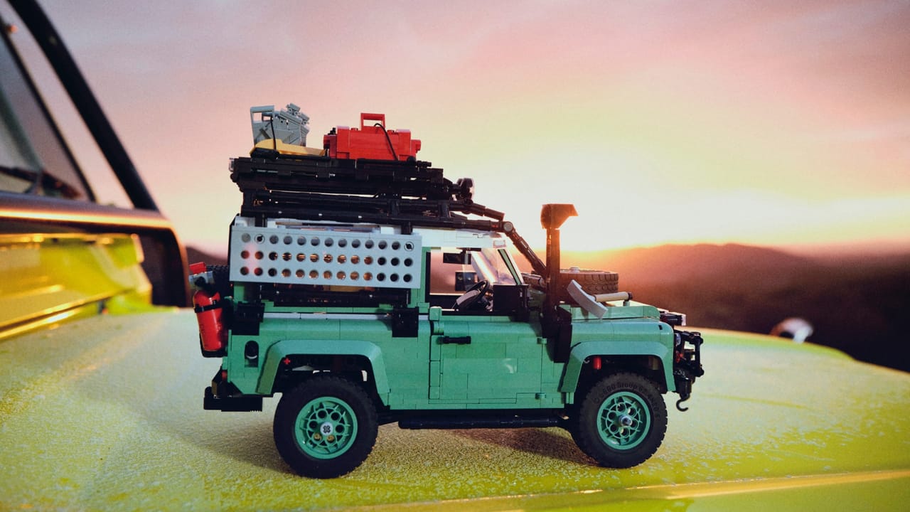 The classic Land Rover Defender 90 has been given the Lego treatment ...