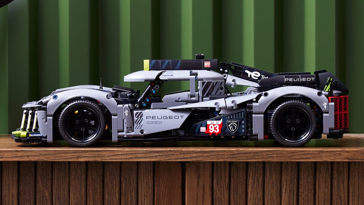 Behold this most excellent Lego Technic Peugeot 9X8 | Top Gear