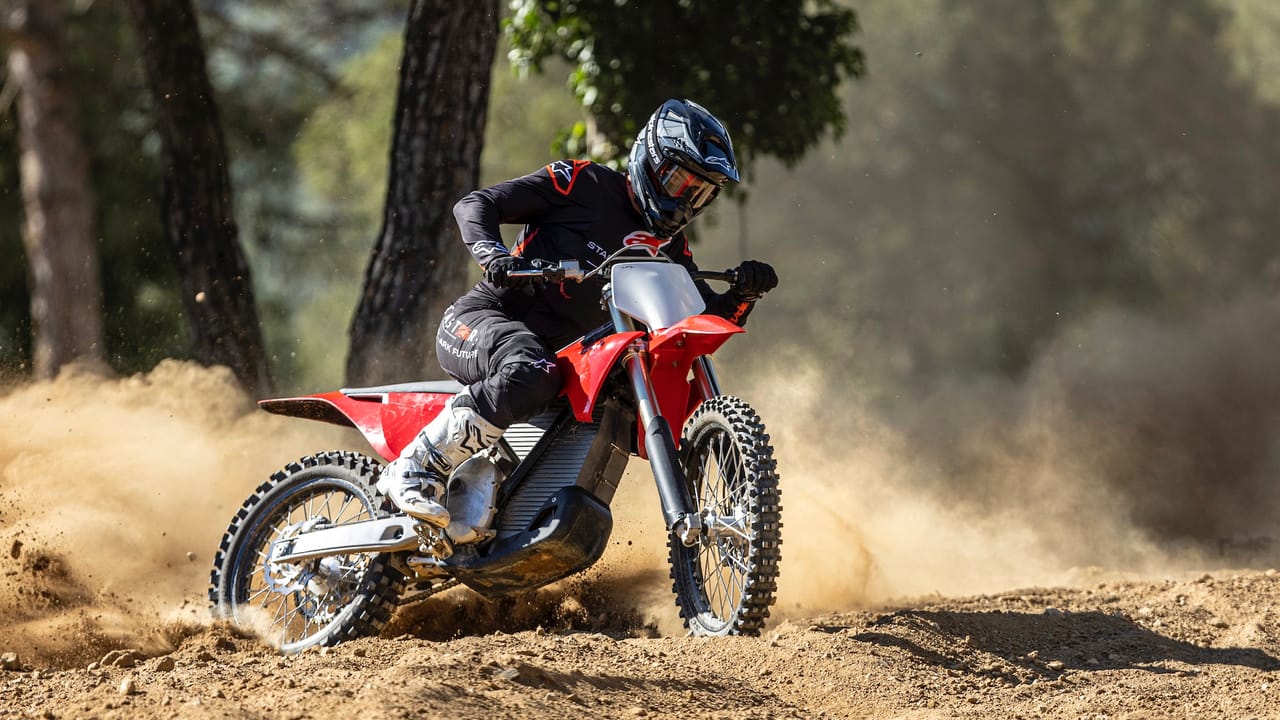 The Stark Varg is another electric-powered, dirt carving bike | Top Gear