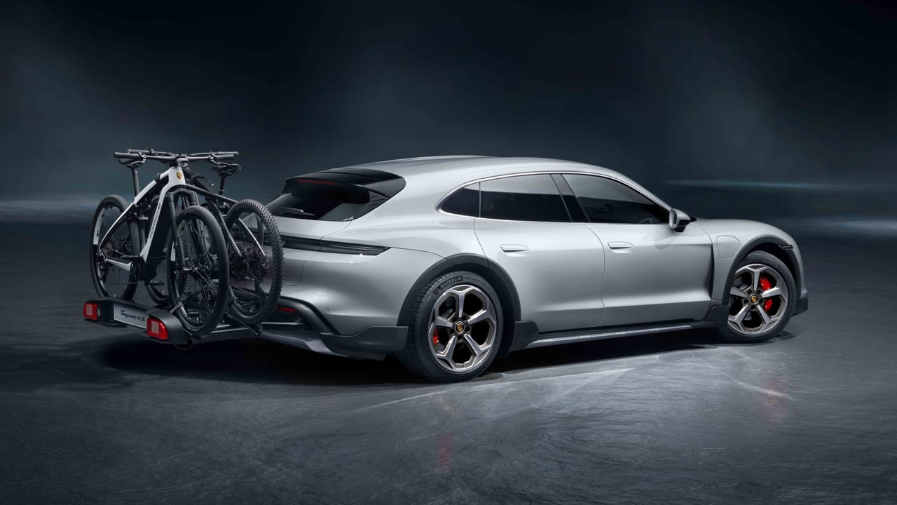 Porsche Taycan bike rack review: proper gadget or an expensive gimmick ...