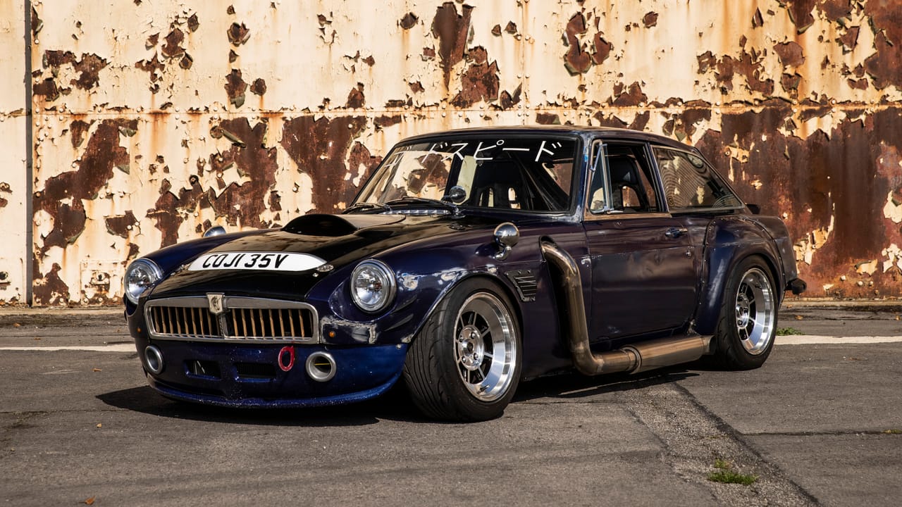 This classic MGB GT with a Jaguar V6 will do 0-60mph in 4.2s | Top Gear