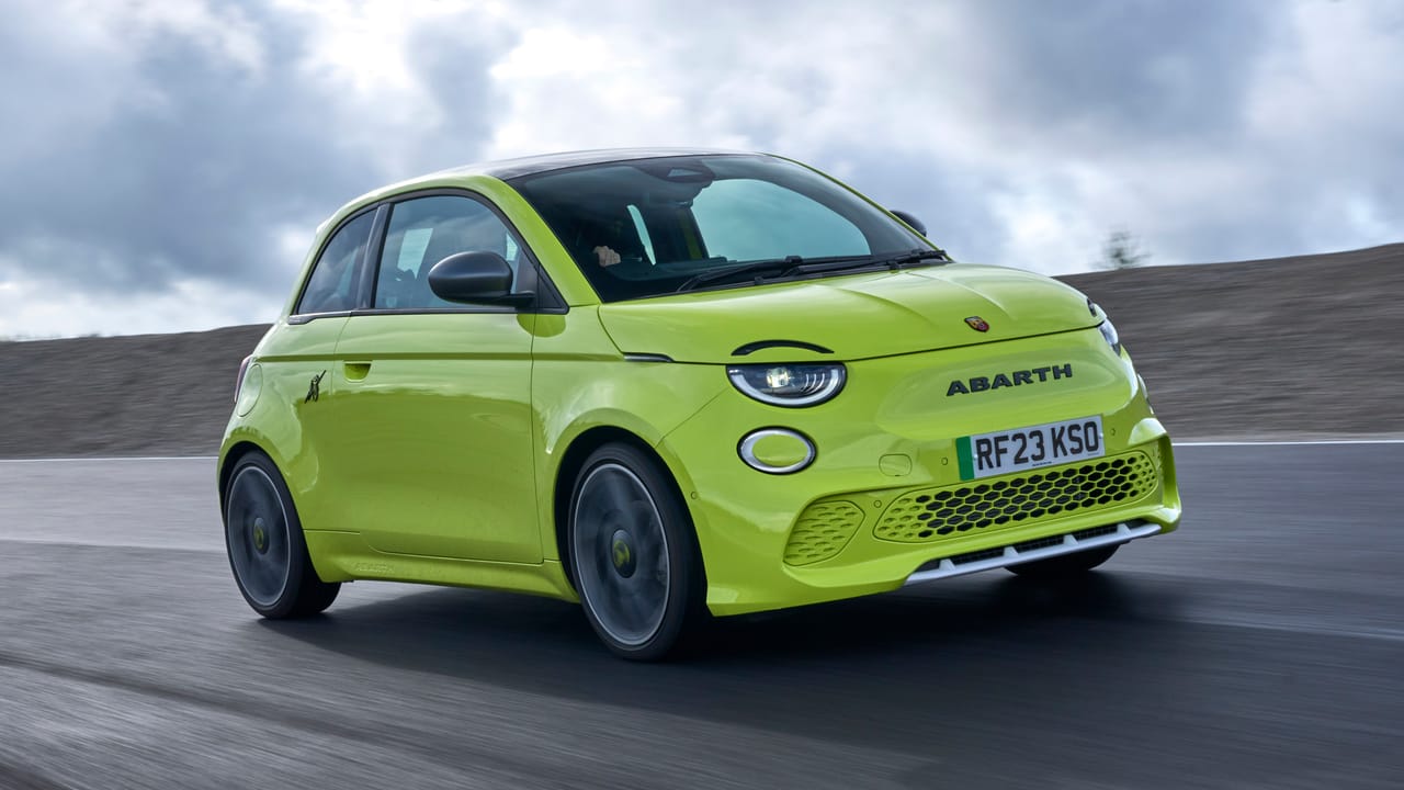 Video: listen to the the fully electric Abarth 500e ‘revving’ | Top Gear