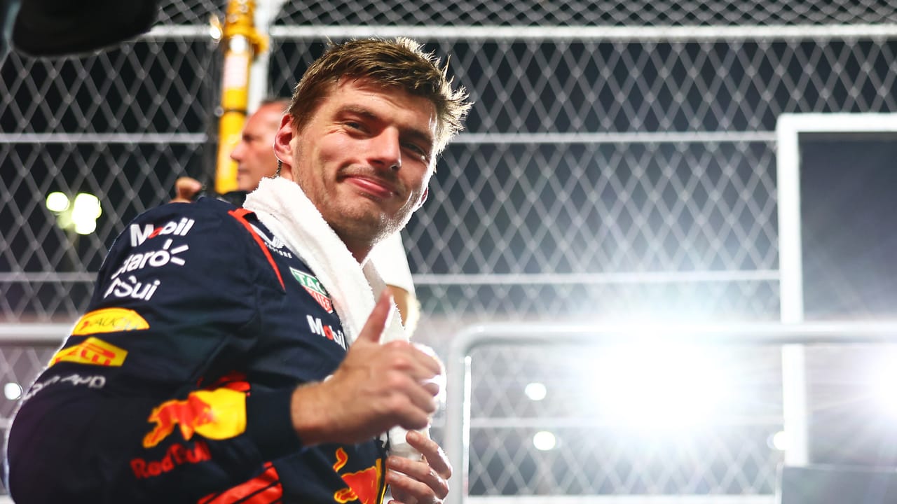 Max Verstappen is F1 world champion for a third time! | Top Gear