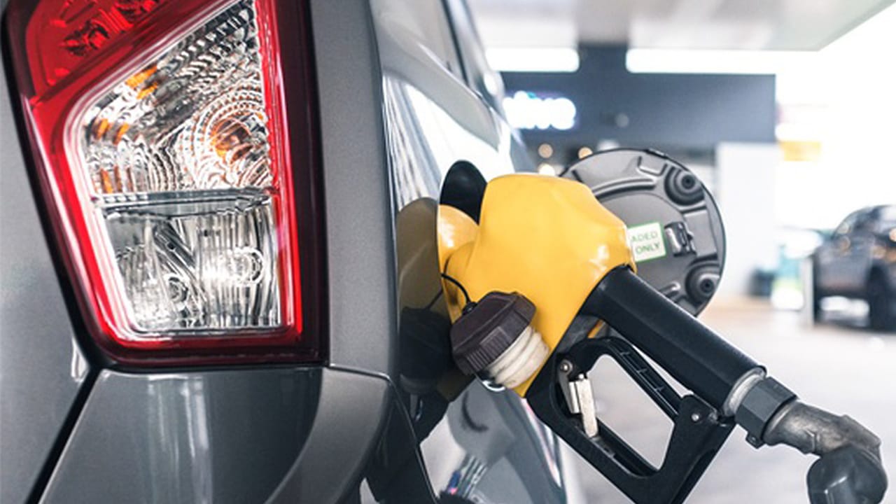 Are drivers being ripped off at fuel pumps? RAC reckons yes | Top Gear