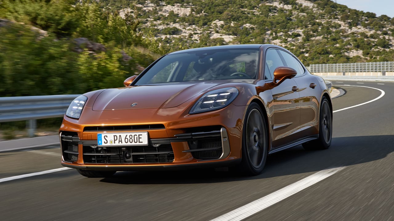 Yes, this really is the new third-generation Porsche Panamera | Top Gear