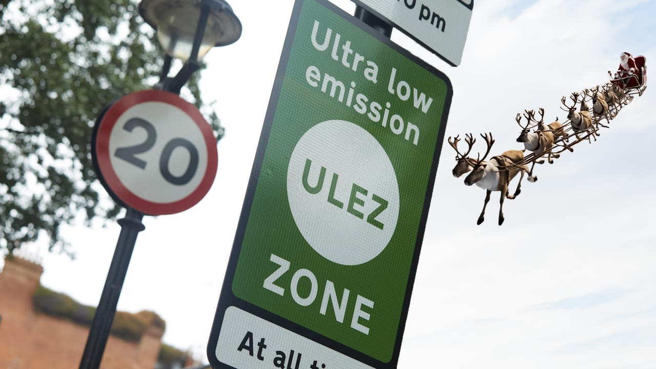 Santa ordered to pay ULEZ on sleigh | Top Gear