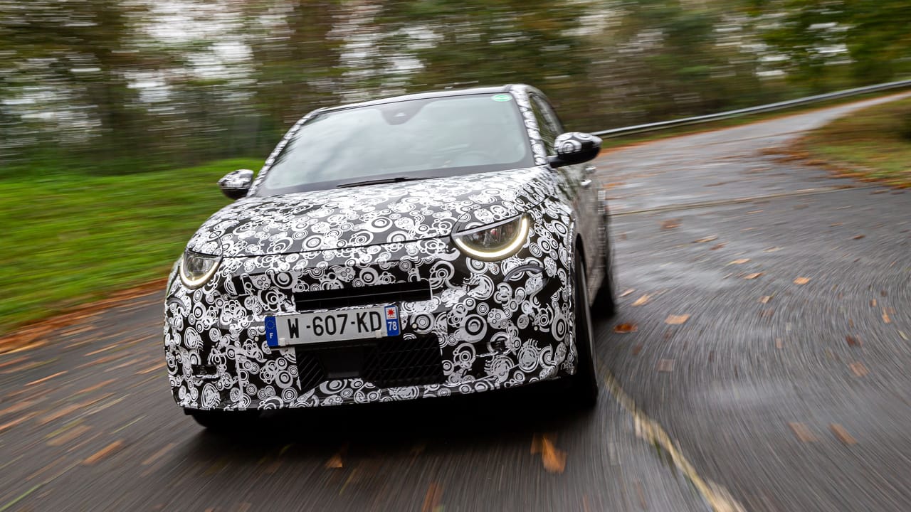 Fantastico! The most powerful factory Abarth ever is on its way with ...