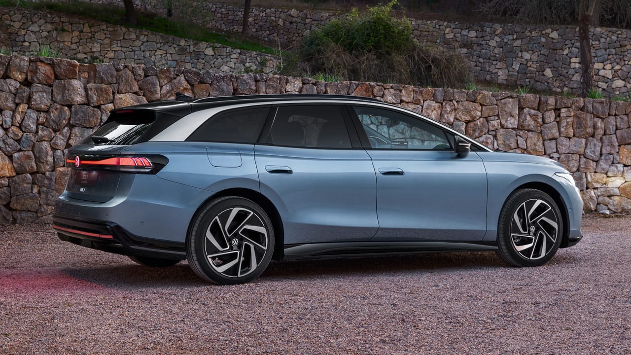 Elegant Rear Wheel Drive Volkswagen Images