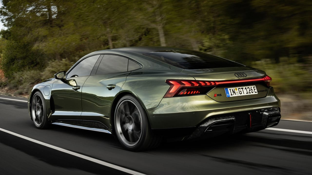 The new 912bhp RS e-tron GT Performance is Audi’s most powerful ever ...