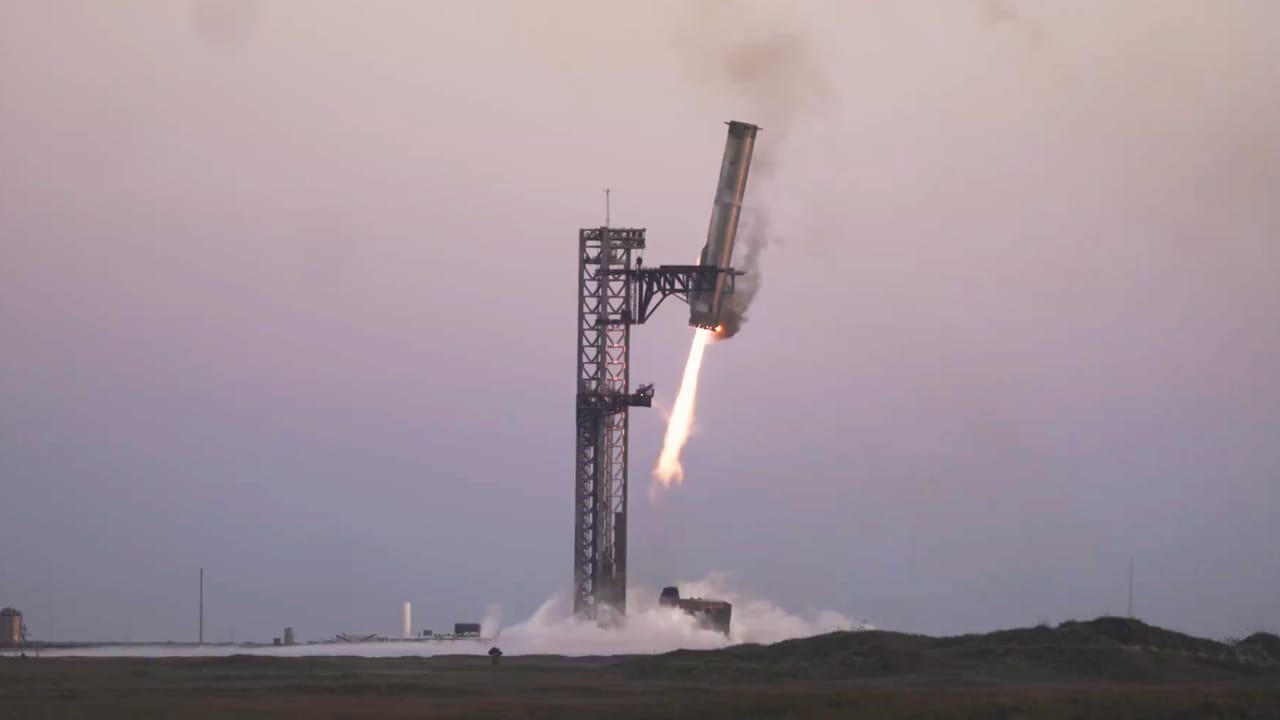 This SpaceX rocket booster catch is the most satisfying thing you’ll ...
